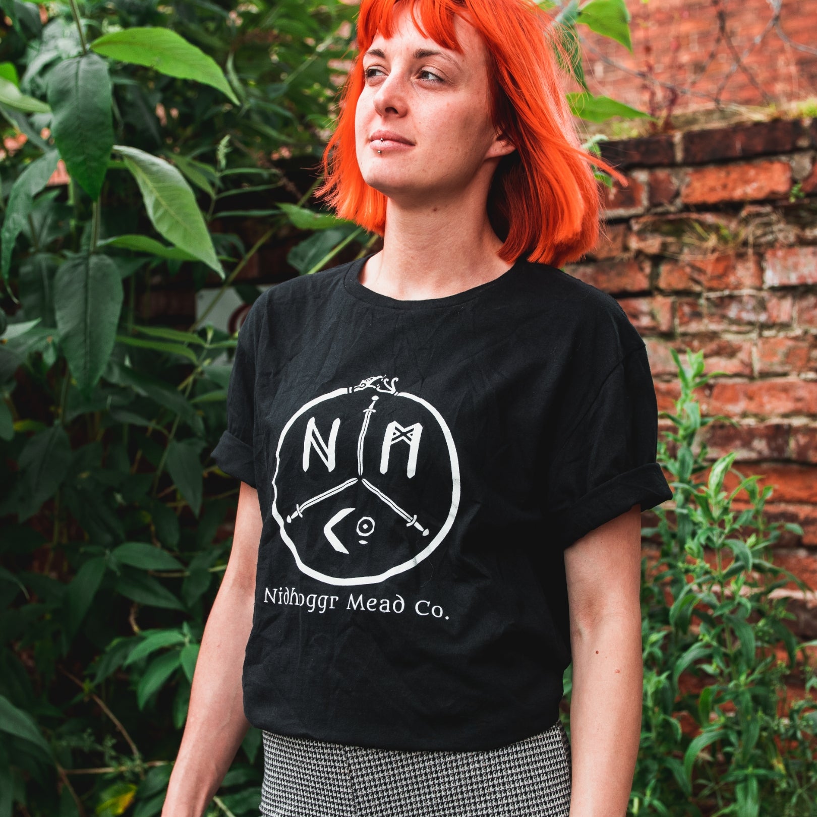 (NEW) Nidhoggr Mead Co. Logo T-Shirt